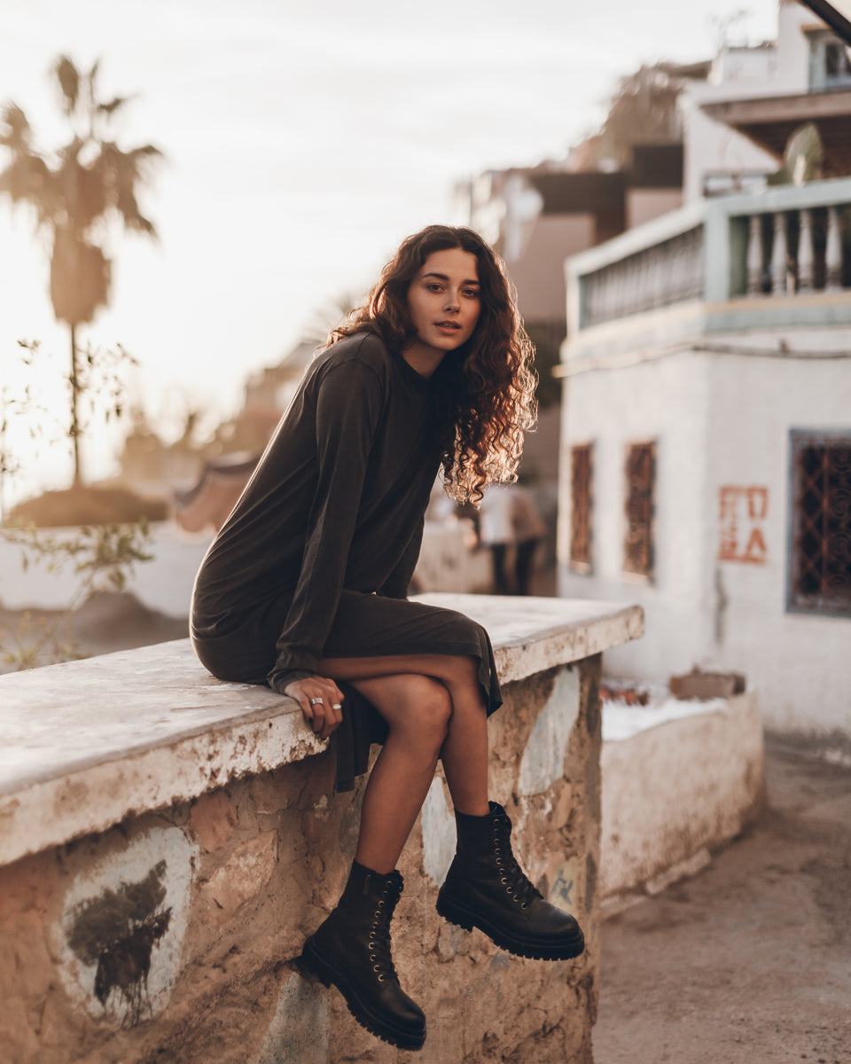 The Dark Faded Longsleeve Dress – MIKUTA