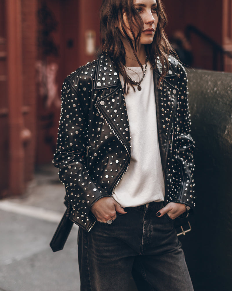 NEW IN – MIKUTA
