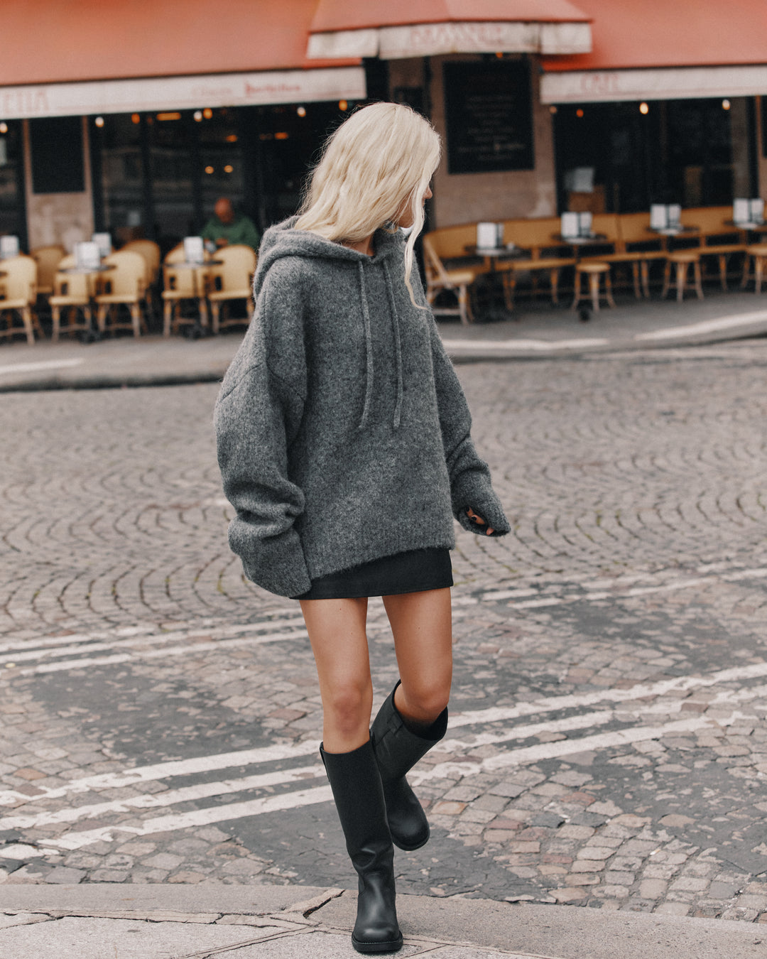 FALL PARIS 2025 – MIKUTA